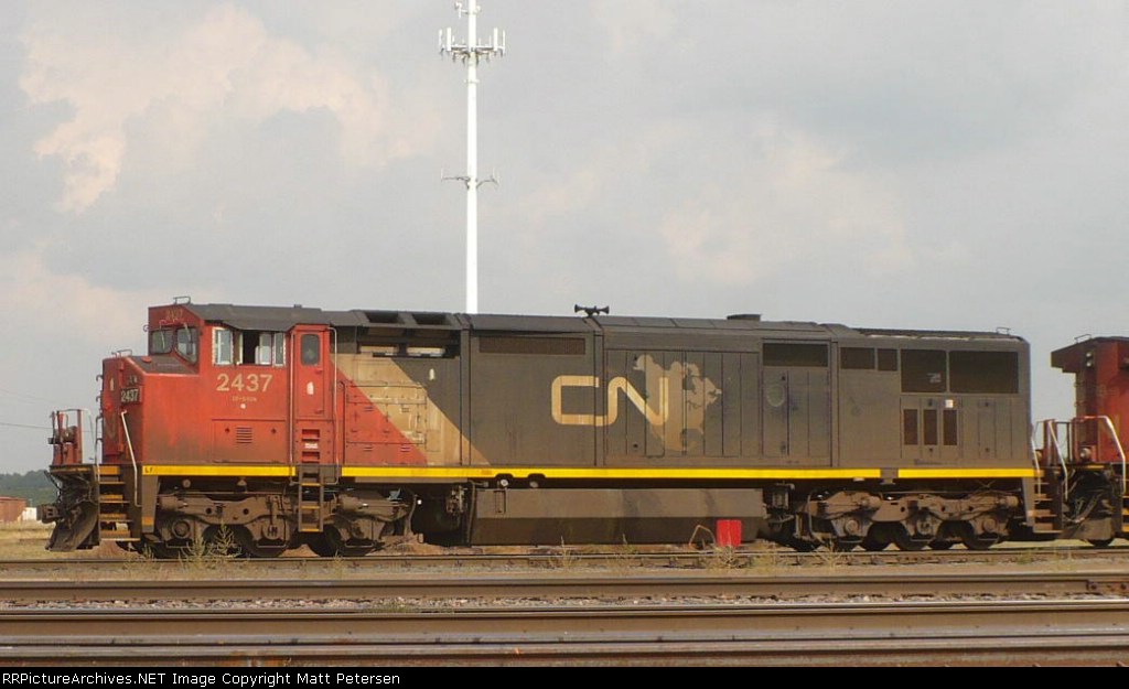 CN 2437